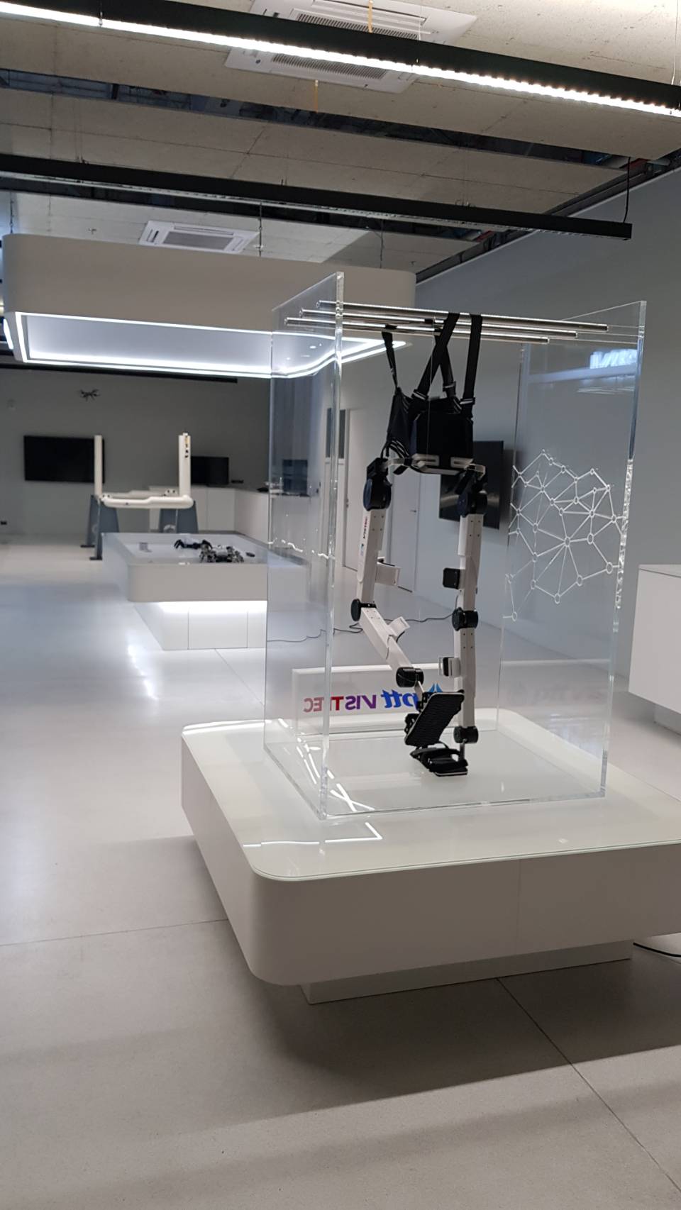 ROBOTICS STUDIO – BRAIN VISTEC