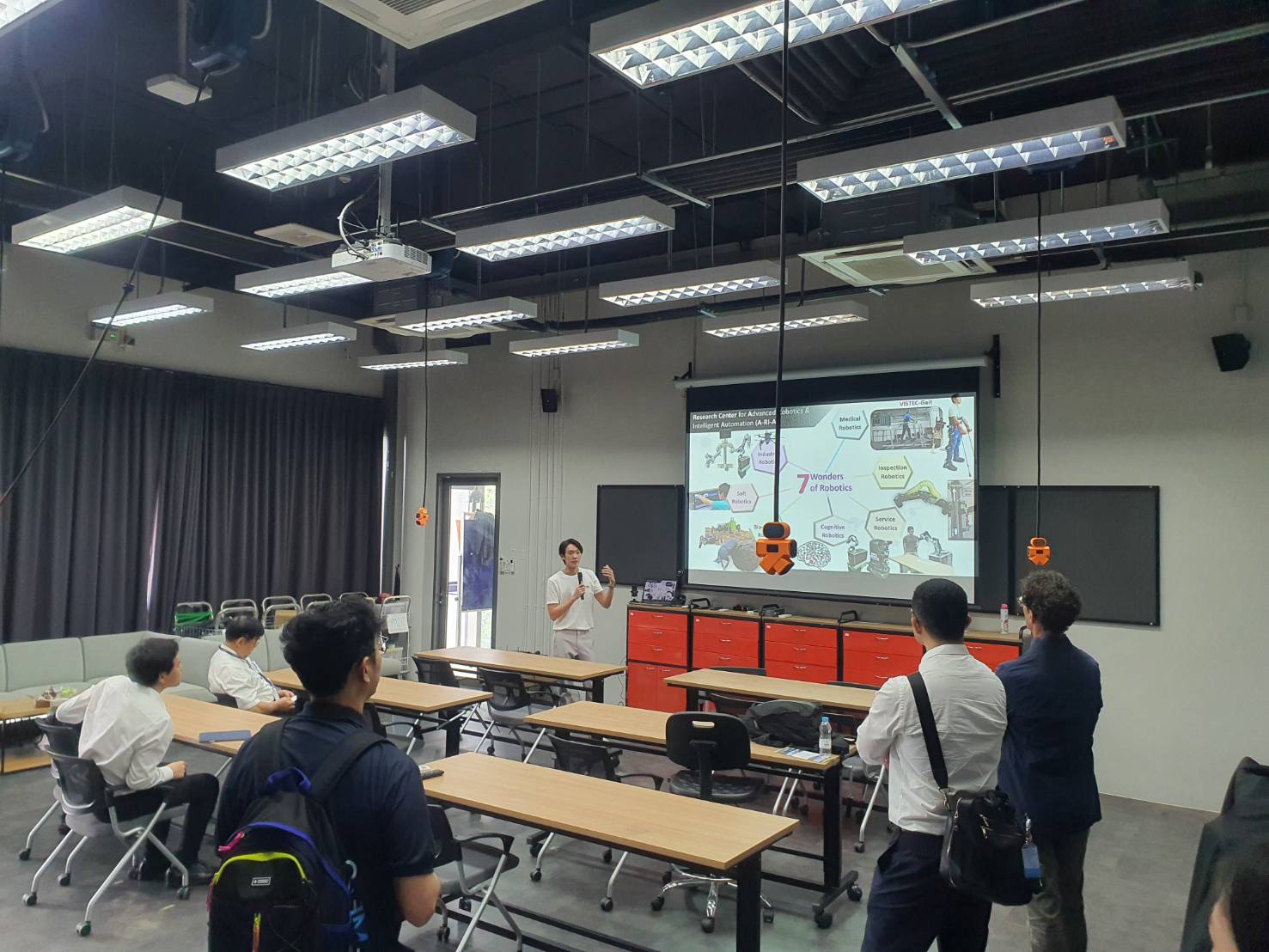 SRI International & ARV Visited ARIA research center – BRAIN VISTEC