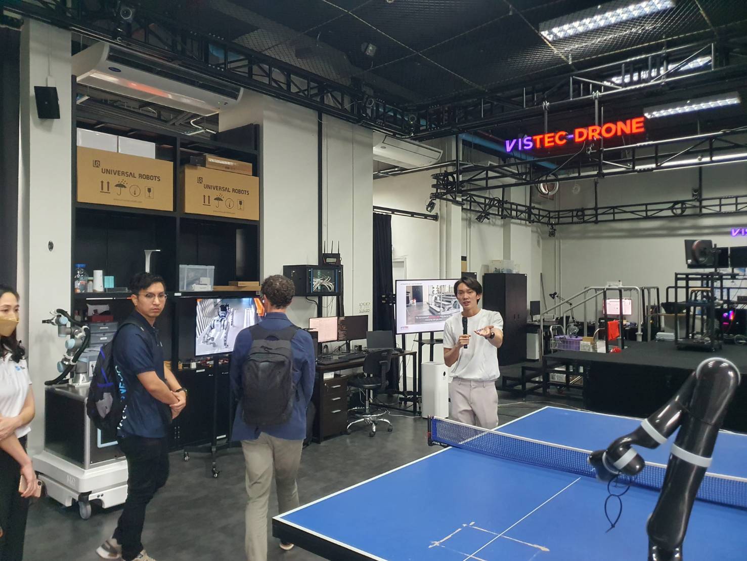 SRI International & ARV Visited ARIA research center – BRAIN VISTEC